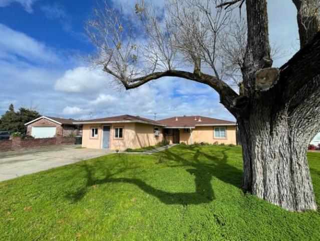 4620 Freeway Cir, Sacramento, CA 95841