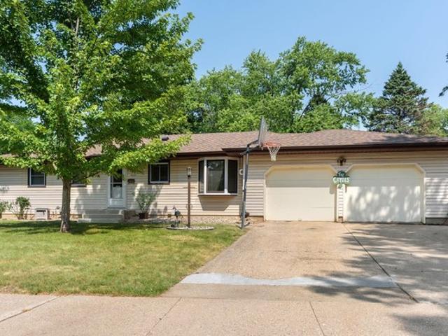 4620 Hermsmeier Ln, Madison, WI 53714