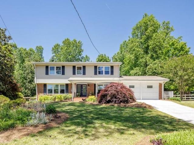 4620 Kings Down Ct, Dunwoody, GA 30338