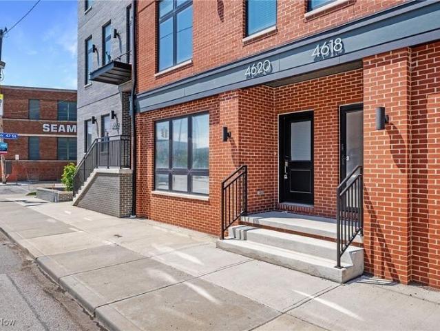 4620 Lorain Avenue, Cleveland, OH 44102