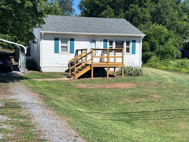 4620 Shula Dr, Hurt, VA 24563