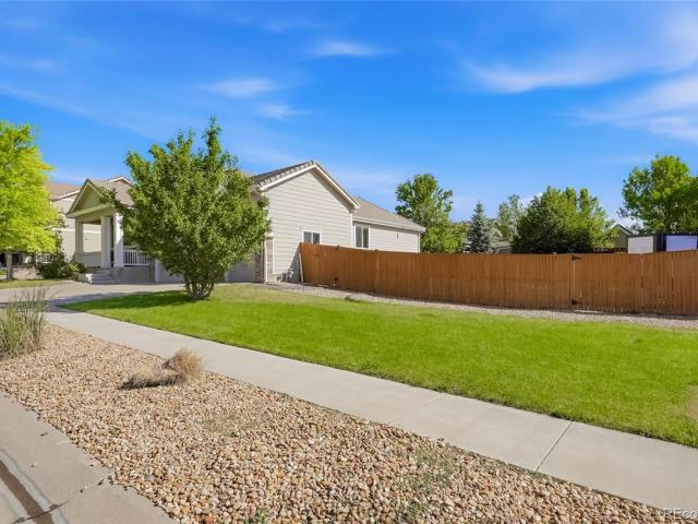 4621 Oxbow Drive