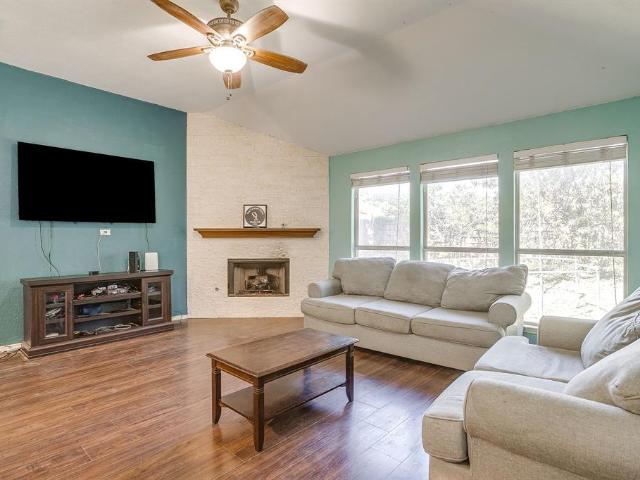 4621 Barnhill Lane
