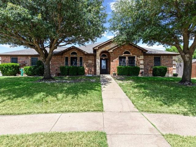 4621 Cedar Run Dr, Midlothian, TX 76065