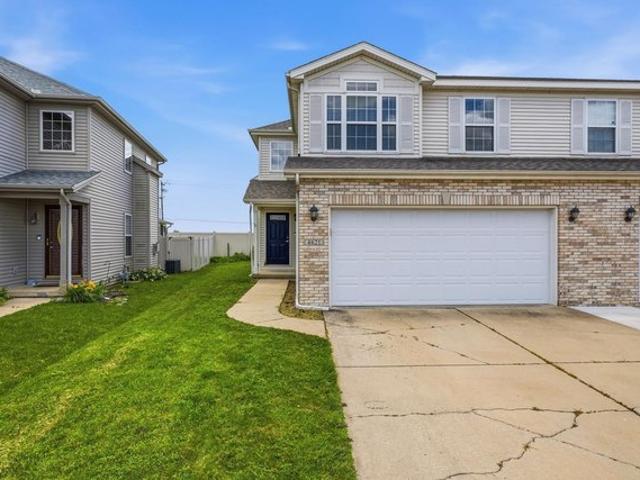 4621 Copper Ridge Rd, Champaign, IL 61822