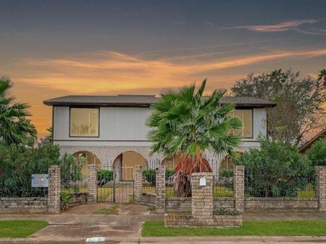 4621 Greensboro Dr, Corpus Christi, TX 78413