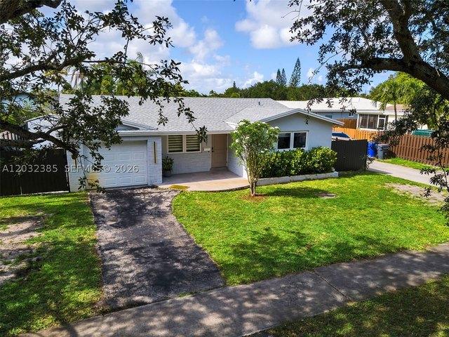 4621 Johnson St, Hollywood, FL 33021