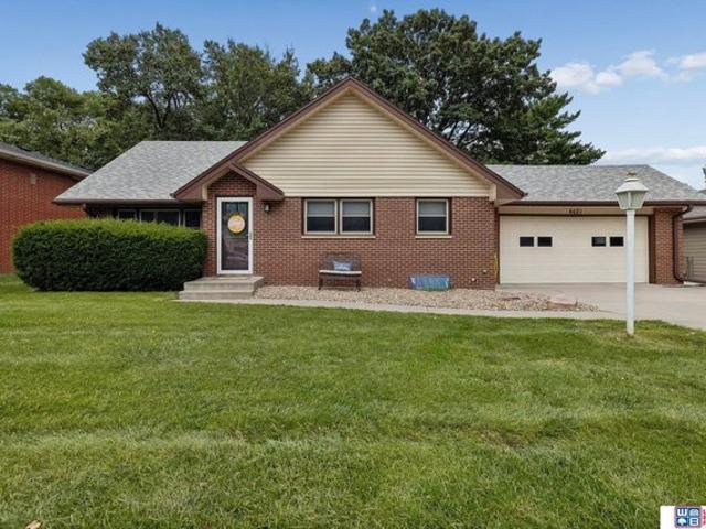 4621 Linden St, Lincoln, NE 68516