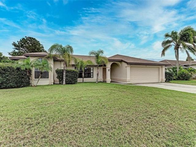 4621 35th Ct E, Bradenton, FL 34203