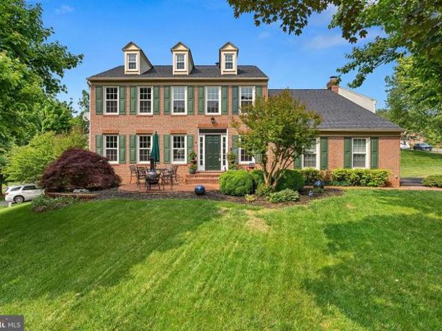 46228 Riverland Pl, Sterling, VA 20165