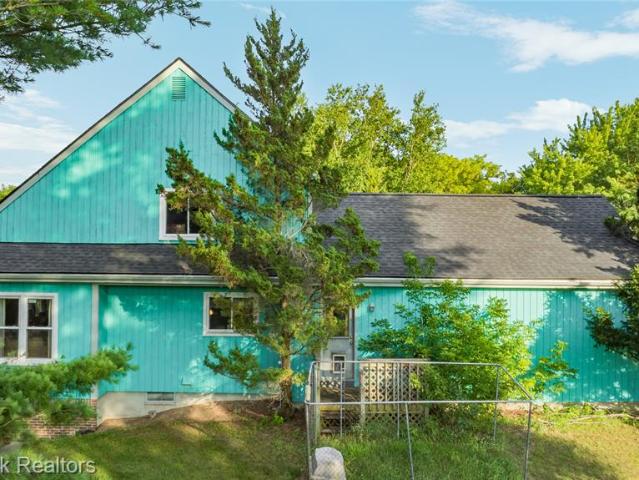 4622 Fleck Drive