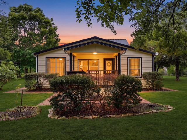 4622 Hill Side Ln, Needville, TX 77461 | MLS #28382 | Compass
