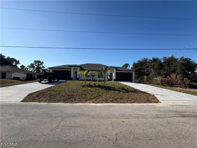 4622 26th St SW, Lehigh Acres, FL 33973