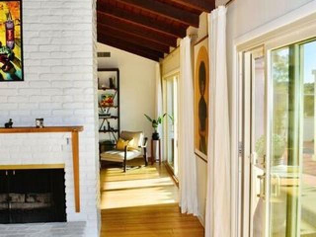 4623 Don Miguel Dr, Los Angeles, CA 90008