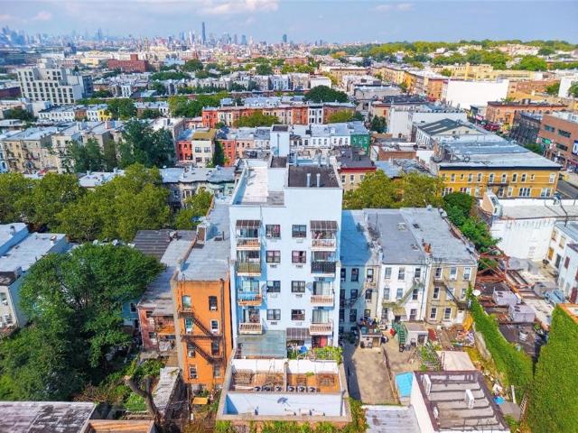 462 52nd Street # 3C