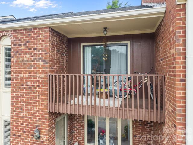 462 Camrose Circle NE
