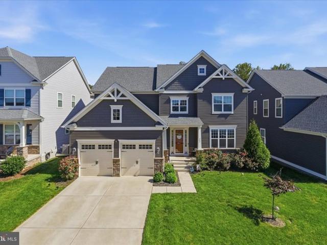 462 Crab Apple Dr, Stafford, VA 22554