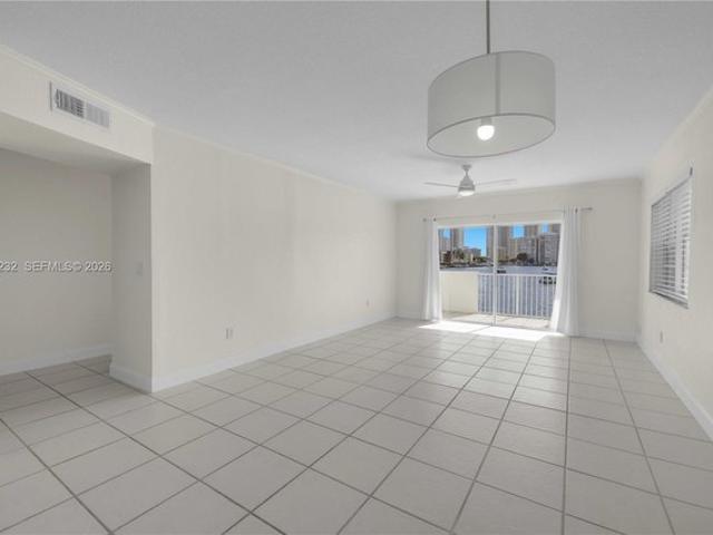 462 Golden Isles Dr Apt 210, Hallandale Beach, FL 33009