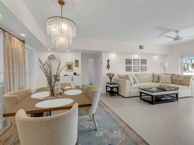 462 Golden Isles Dr Apt 211, Hallandale Beach, FL 33009