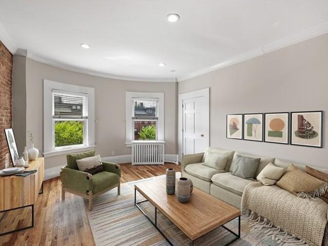 462 Massachusetts Ave Apt 4, Boston, MA 02118
