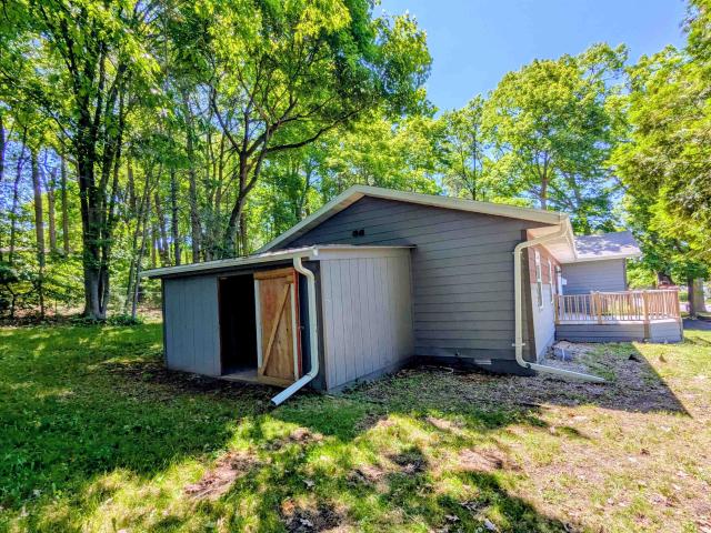462 N 7TH Place