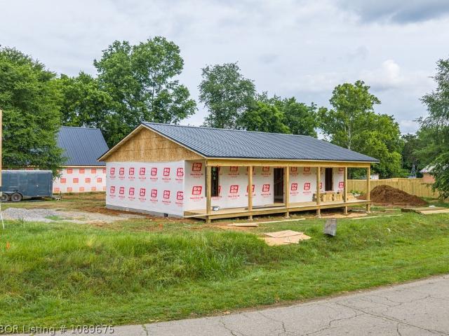 462 N Reveille Street