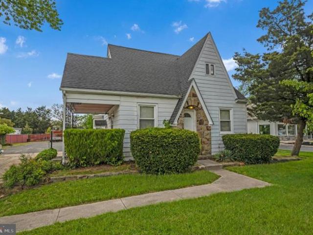 462 S Delsea Dr, Vineland, NJ 08360