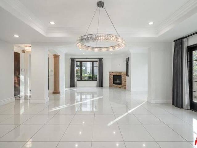 462 S Maple Dr #101A, Beverly Hills, CA 90212