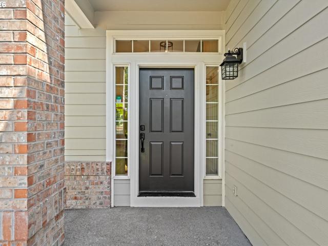 462 SW 211TH AVE