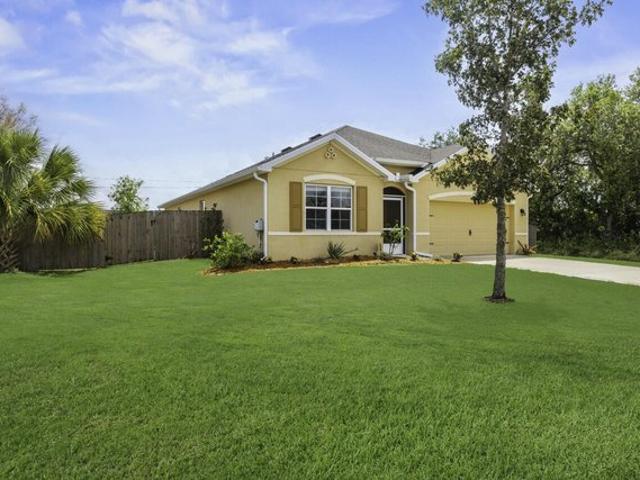 462 SW Kaabe Ave, Port Saint Lucie, FL 34953