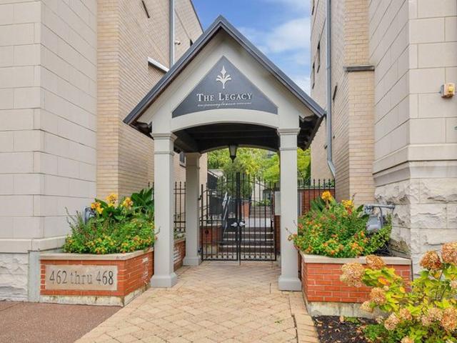 462 Pennsylvania Ave Apt 1S, Glen Ellyn, IL 60137