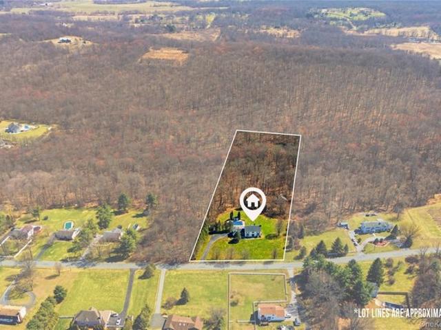 462 Ridge Rd, Campbell Hall, NY 10916