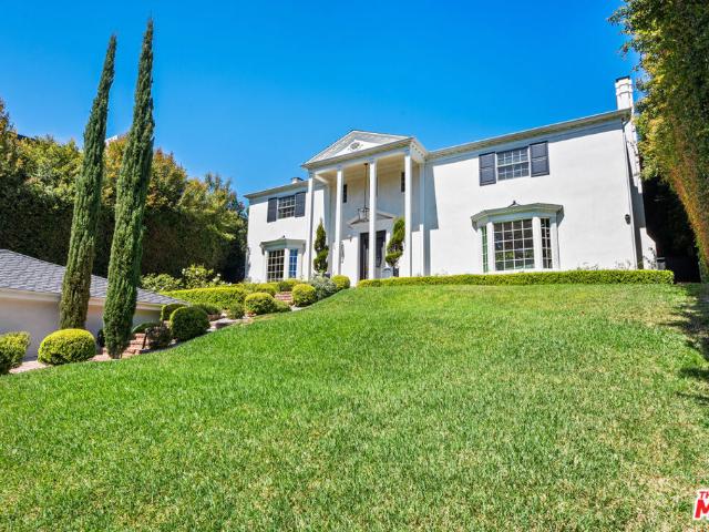 462 Warner Avenue