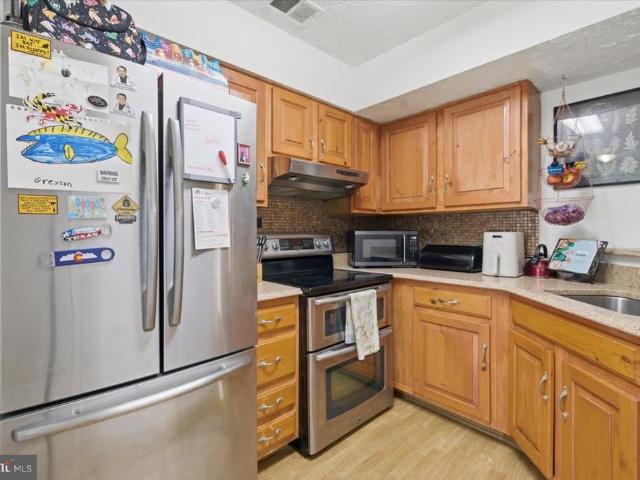 46351 Columbus Drive # 207