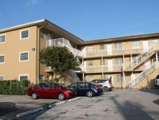 46356958 3031 Sw 27th Ave #12