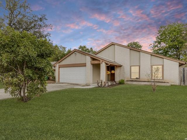 4635 LA Loma St, San Antonio, TX 78233