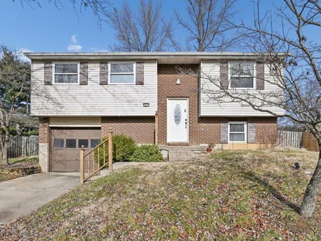 4636 Blackberry Ln, Union Township, OH 45103