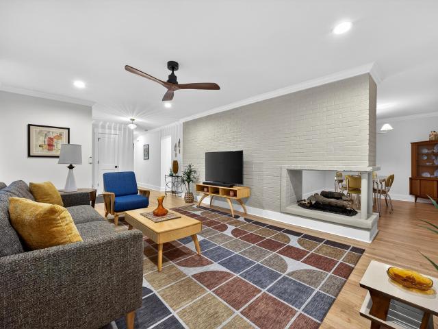 4637 Crystal Drive