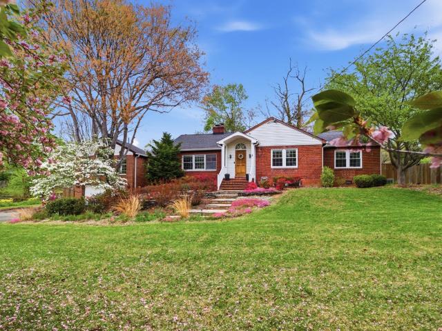 4637 Randolph Dr, Annandale, VA 22003 | MLS #VAFX2303 | Compass