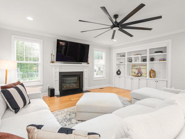 4638 Apple Ridge Lane