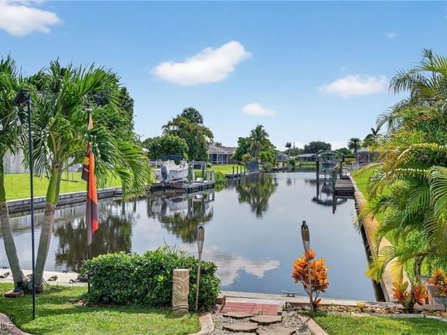 4638 Vinsetta Ave, North Fort Myers, FL 33903 | MLS #2026004