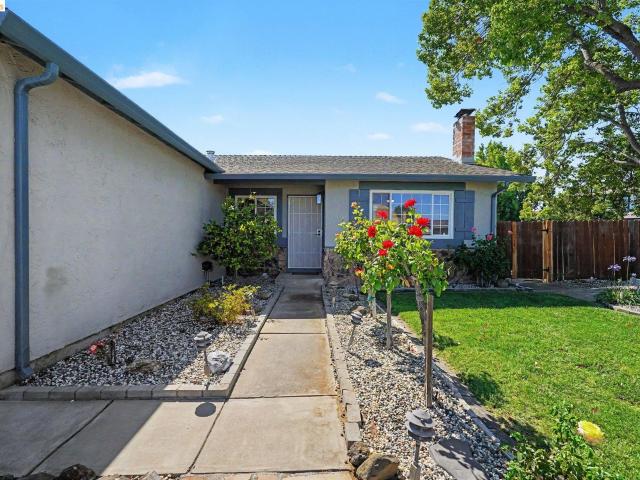 4630 Burgundy Dr