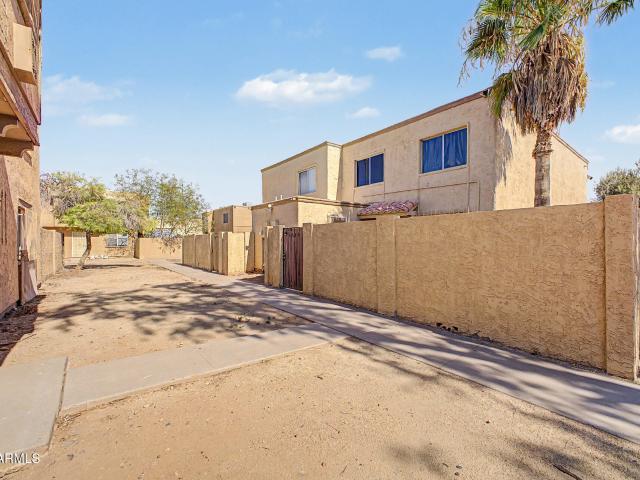 4630 e pueblo avenue