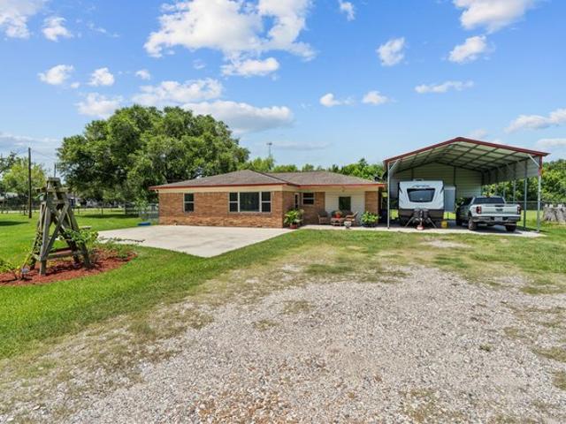 4630 Hudson Rd, Santa Fe, TX 77517