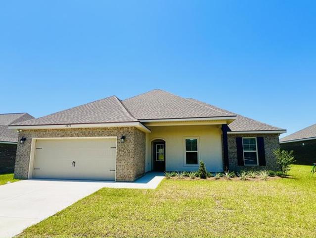 4630 Jayhawk Dr, Crestview, FL 32539