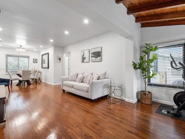 4631 SW 12th St, Miami, FL 33134