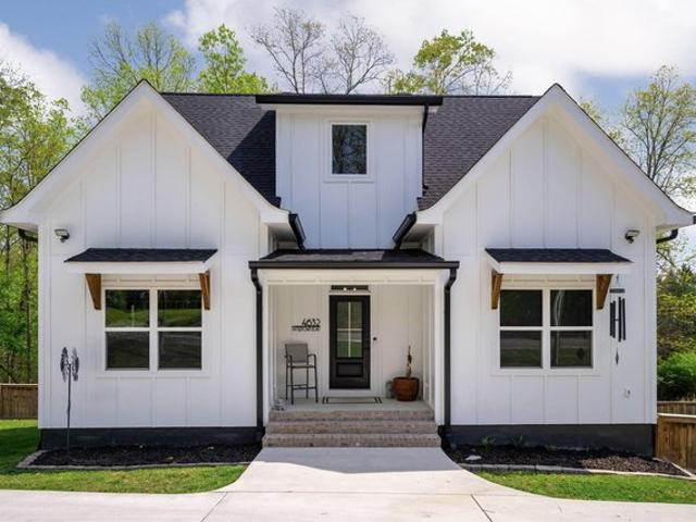 4632 Pattentown Rd, Ooltewah, TN 37363