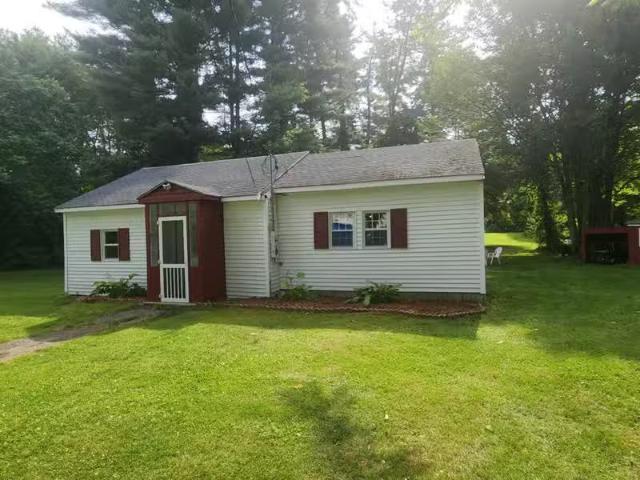 4633 BROWN AVE, MANCHESTER, NH 03103 Single Family Residence F.