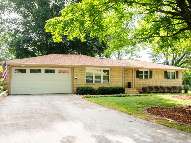 4633 Cloverdale Loop