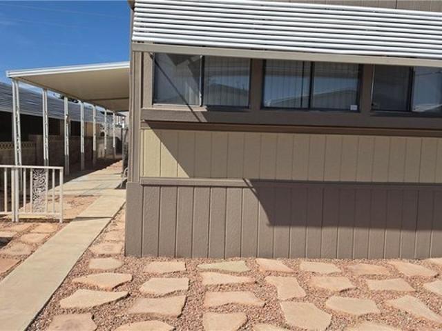4633 E Royal Ridge Blvd, Las Vegas, NV 89103